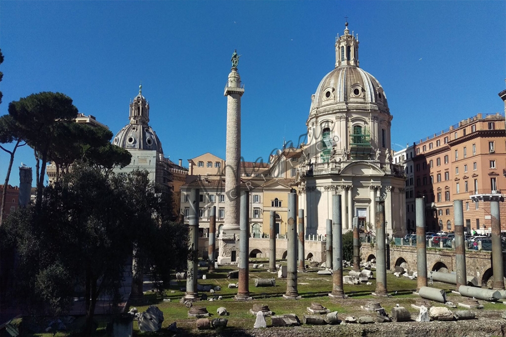 Pe 12 mai 113 a fost inaugurată în forumul roman Columna lui Traian ...